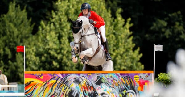 Mariah Barisoff and Quincy Top Canadian Hunter Derby